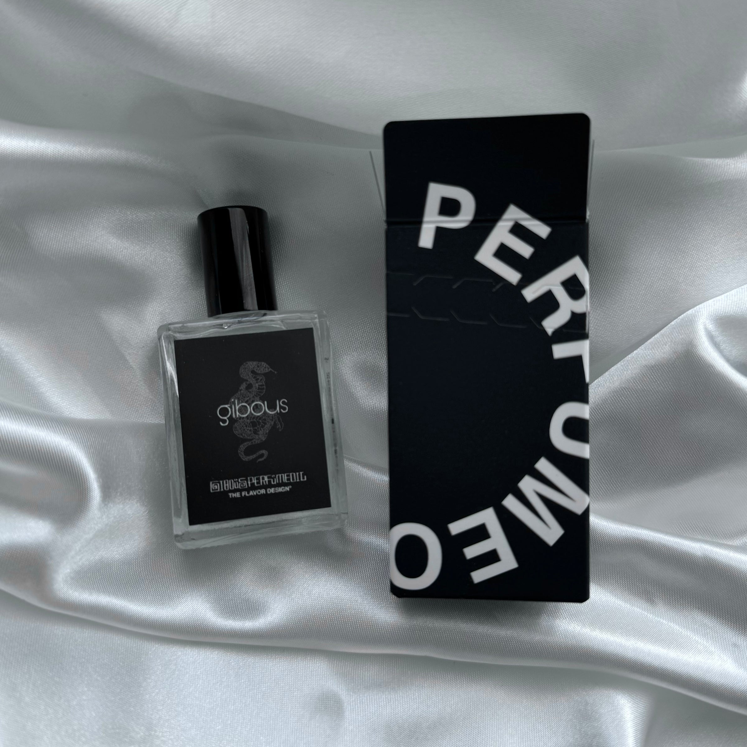 【再販】gibous original perfume oil